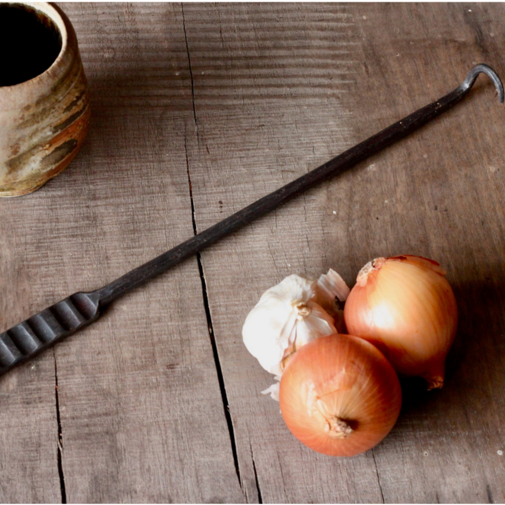Pigtail Meat Flipper: "Grill-Marked" Handle